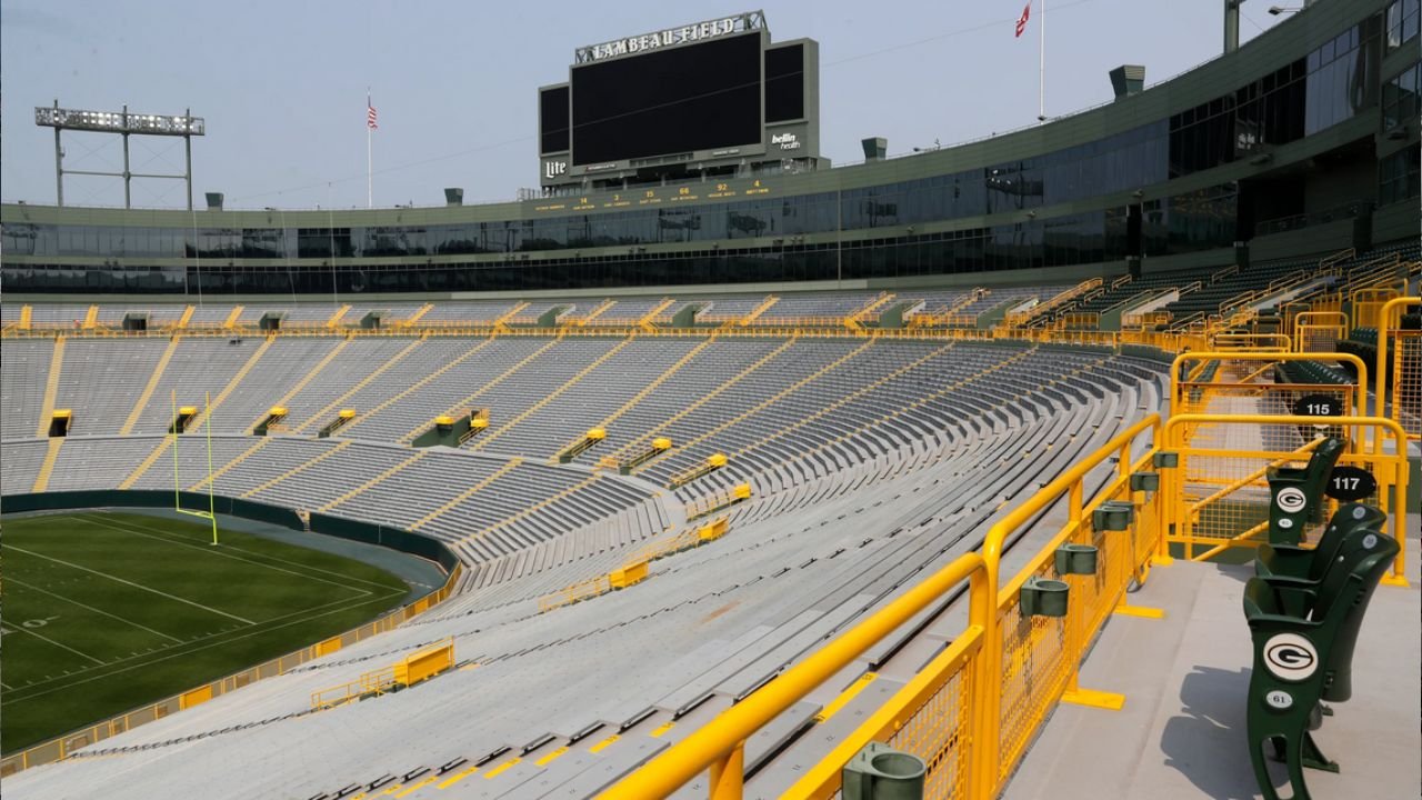 Lambeau Field Seating Chart 2025 | Green Bay Packers Stadium - SeatGraph